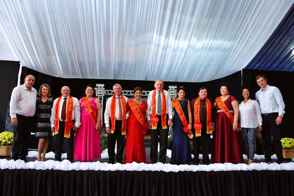 Otmar Koch e Lídia Dumke são eleitos Miss e Mister Terceira Idade de ...